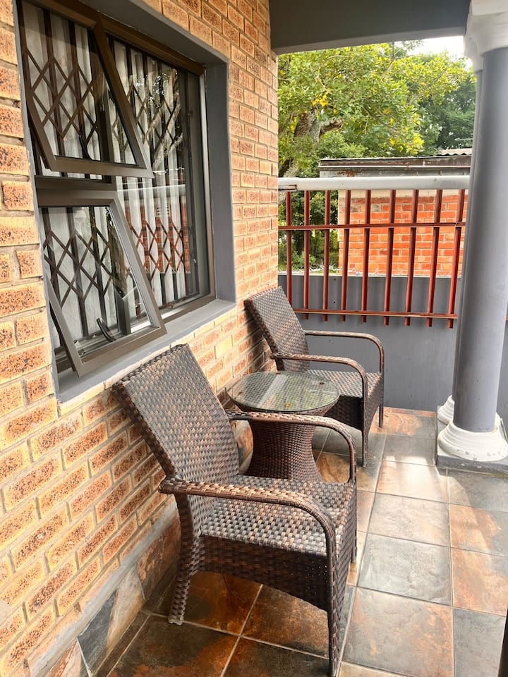 Safe & Modern Rooms + Wi-fi - Butterworth