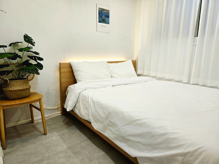 [오픈특가]역삼역7분/강남세브란스병원/코엑스/롯데월드/국립중앙박물관/홍대/명동/넷플릭스 - Seoul