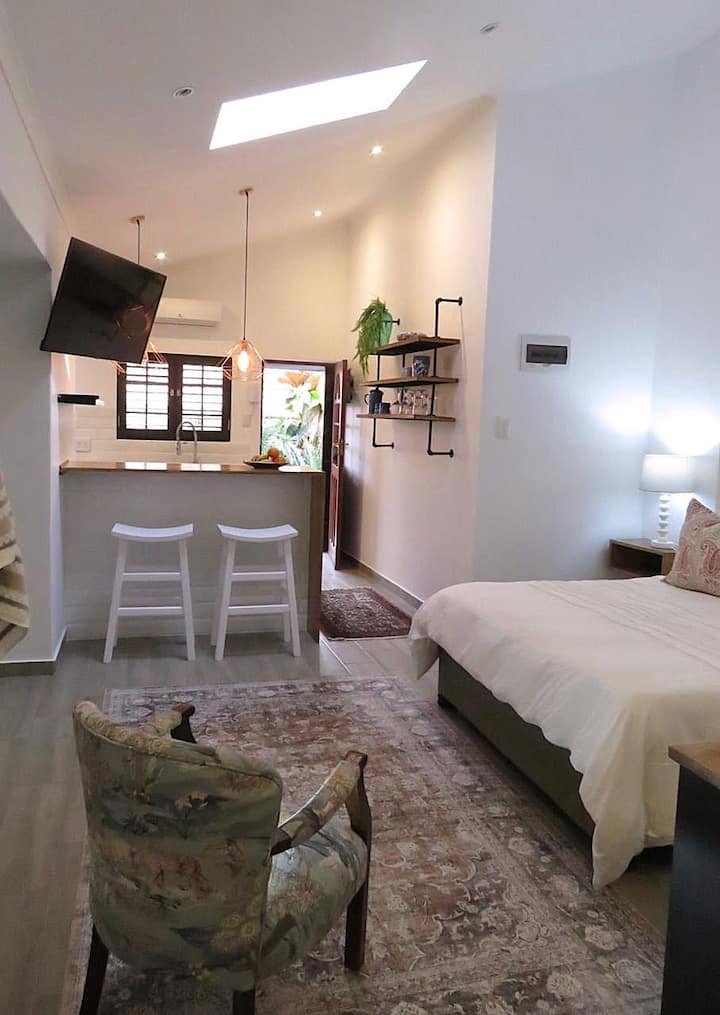 Up Market Boutique Flatlet - Umhlanga