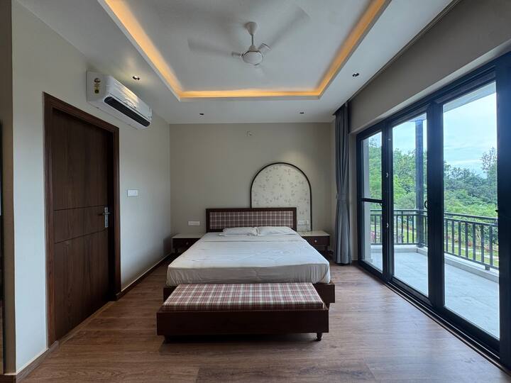 Riverview Room @Saraiville - Dehradun