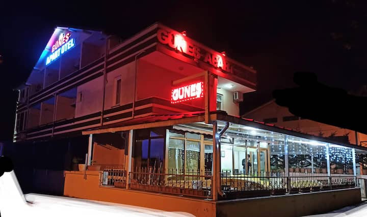 Kerpe'de Konforlu Ekonomik Tatil - 燭光