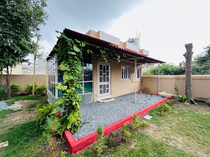 The Bungalow Studio Apartment - Udaipur
