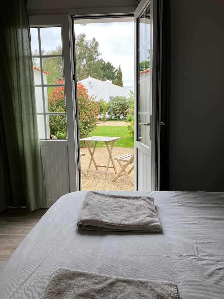 Dépendance: Chambre & Sdd Privée - L'Île-d'Yeu