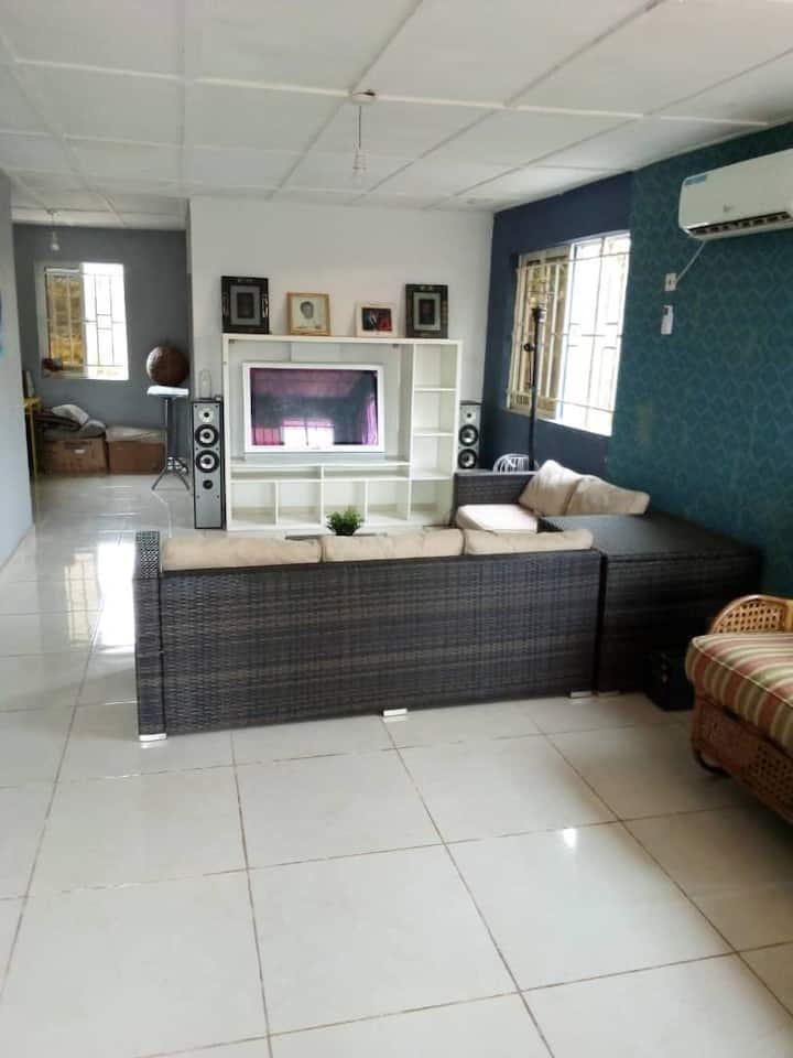 Ace Lodge: Your Safe Haven! - Sierra Leone