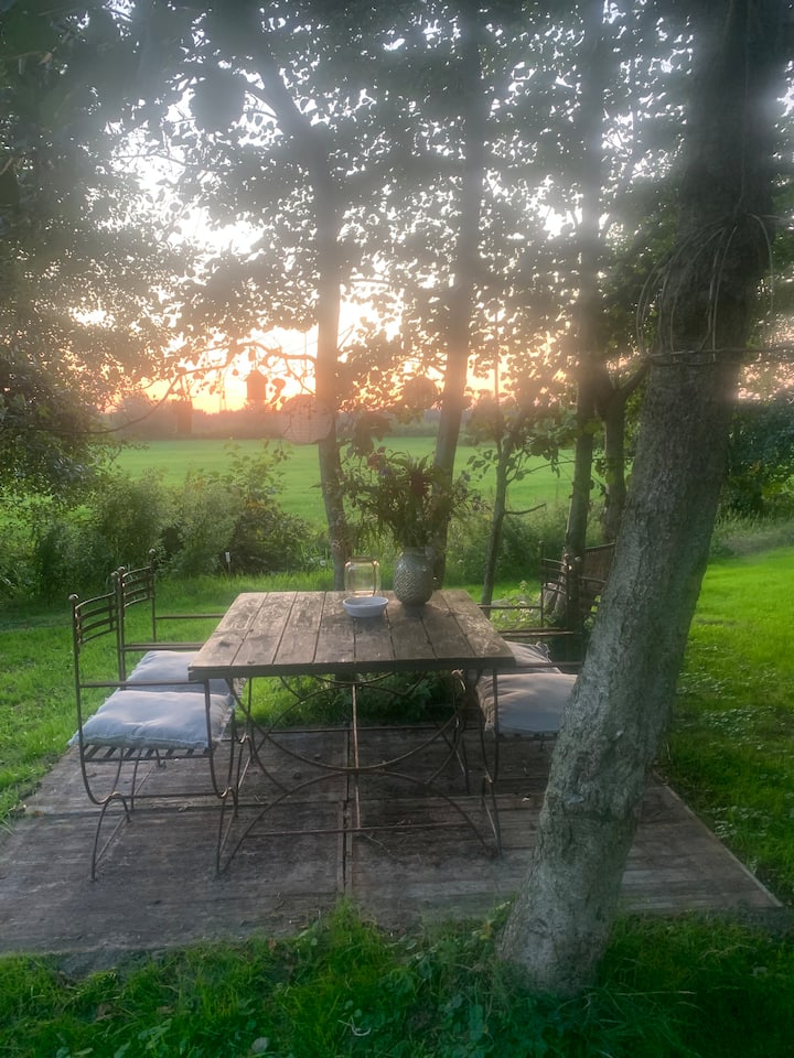 Geniet, En Niet Met Mate. - Netherlands