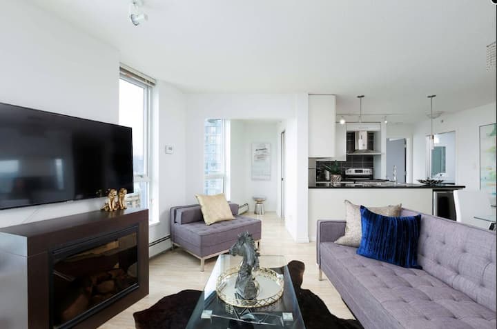 Stylish Condo Downtown Vancouver - Vancouver