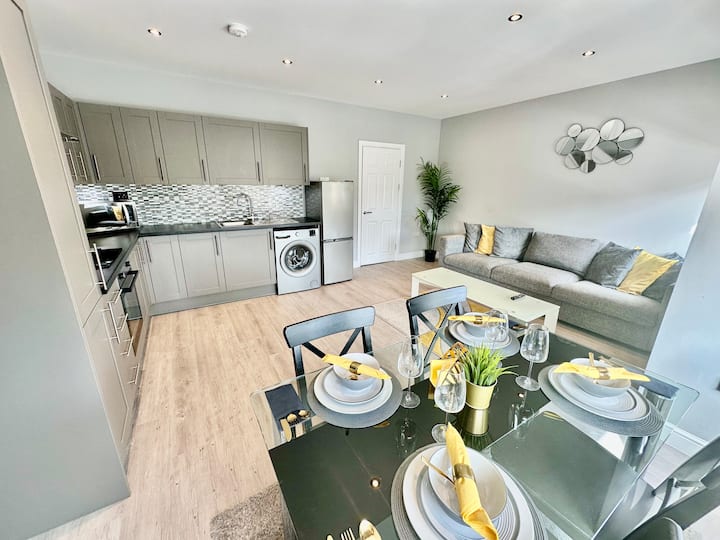 Modern 2 Bed • Workspace • London - London, UK