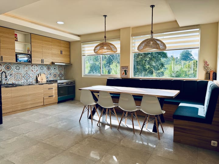 Nature & City View Villa Bandung Near Dago Hotspot - Bandung