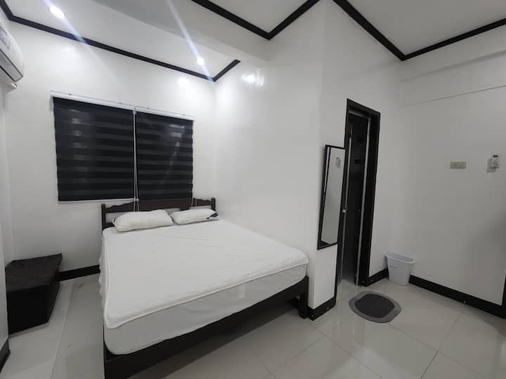 Allo House: Kidapawan Staycation W/ Wifi - 