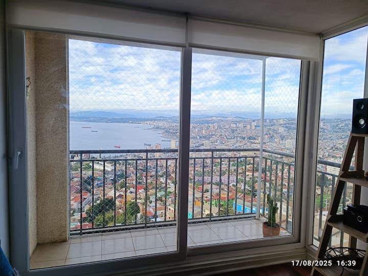 Vista Panorámica De Valparaíso - Valparaíso