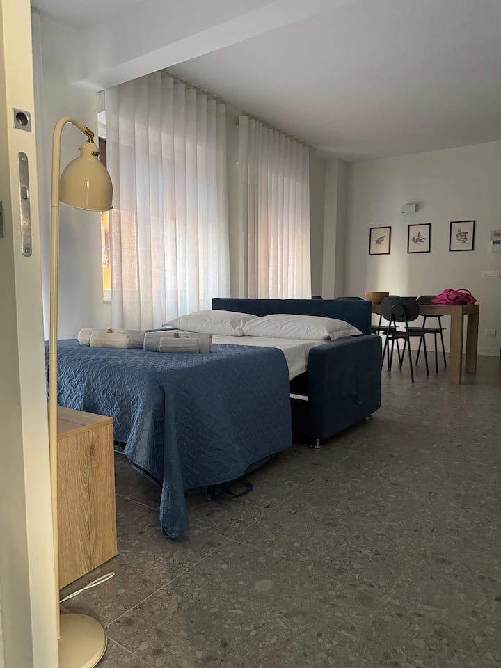 Luminoso Bilocale Zona Arena - Verona