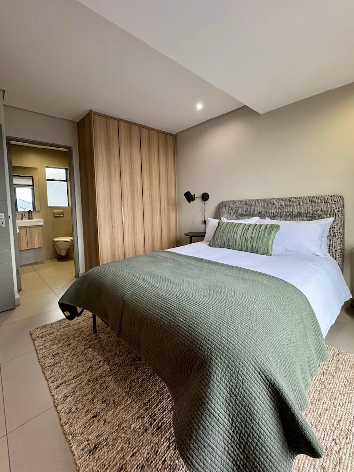 No78 @ The Parks
1-bedroom
Gem 10 Min From Airport - Kempton Park