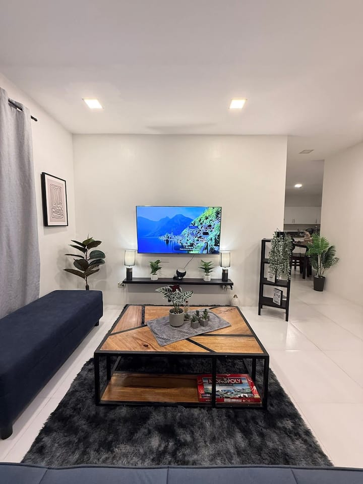 Staycation Family House - Puerto Princesa