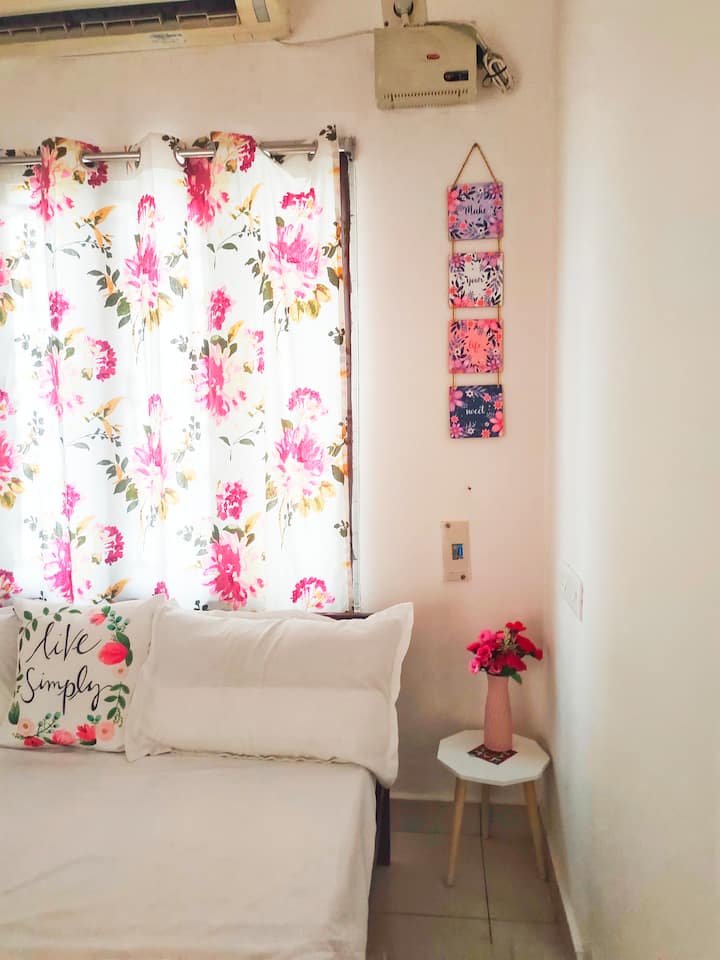 Dreamycosy Stay 4bhk, 6 Mins To Whitetown & Beach - Puducherry