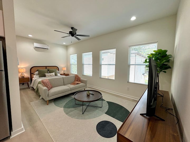 Modern Private Guesthouse In Walkable Kirkwood - Atlanta, GA