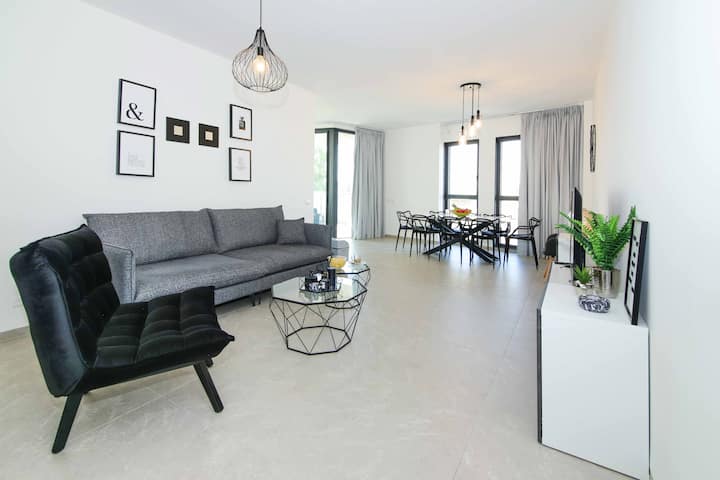 City Ctr Retreat! Spacious&steps To All The Action - 耶路撒冷