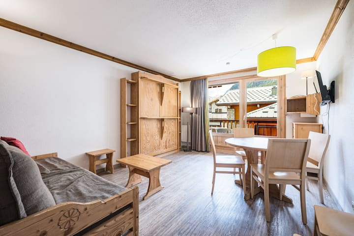 Studio Confortable Au Centre-ville Avec Balcon - Val-d'Isère