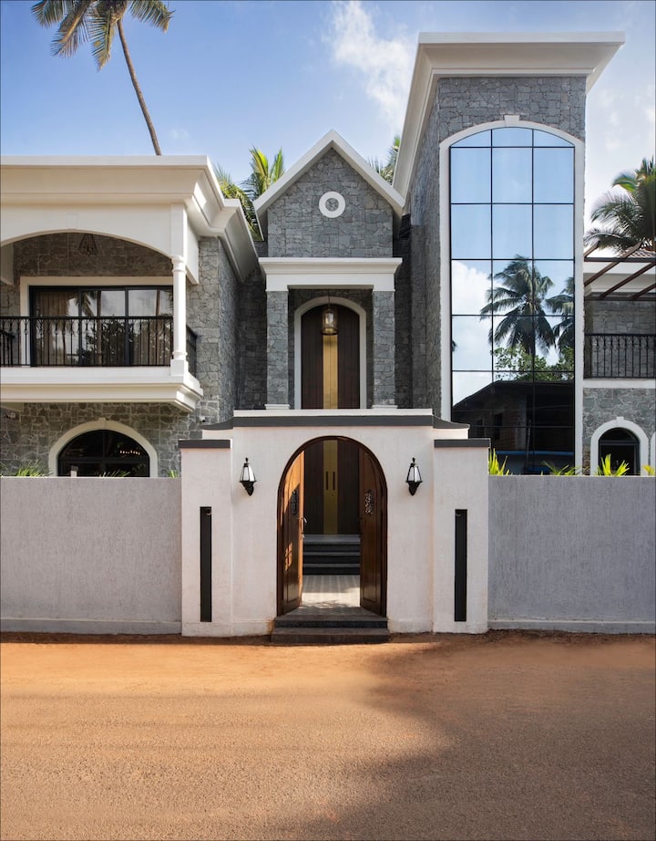 The Greendoor Villa - Peace, Morjim - Goa
