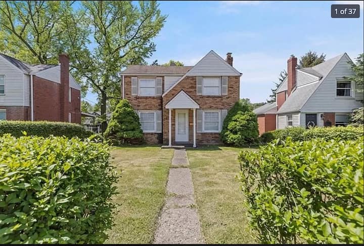 Cozy House Is Sewickley - Sewickley, PA
