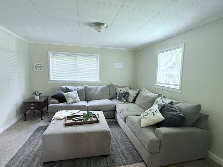 Comfort Meets Charm - Forest Hills (Georgia)