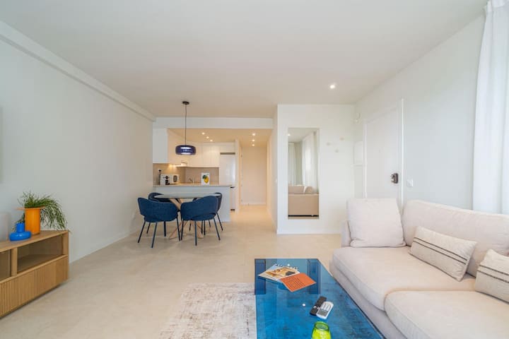 Milenial Immo | Primera Línea Mar Y Parking Roses - Cadaqués