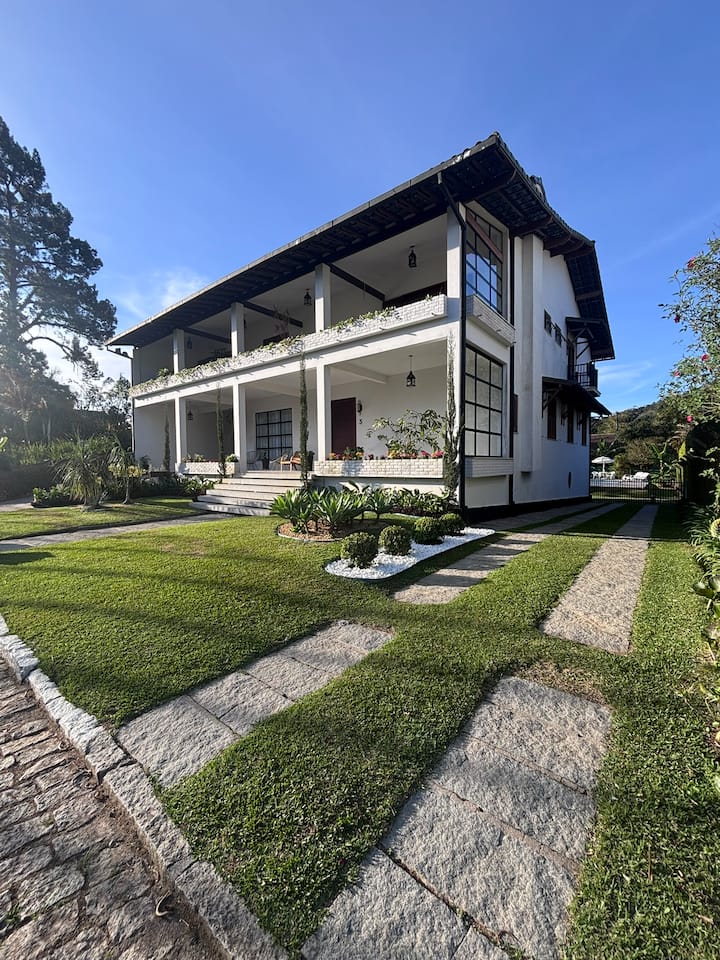 Casa Com Vista Cbf, Piscina, Churrasqueira, Vista - Teresópolis