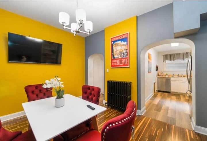 2 Mins Walk To National Aquarium |Sleeps 10 | 5 Bd - Baltimore, MD