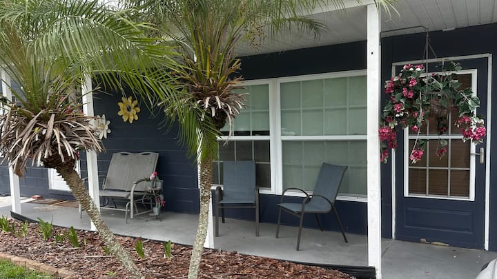 Quiet Lake Retreat - Clermont, FL