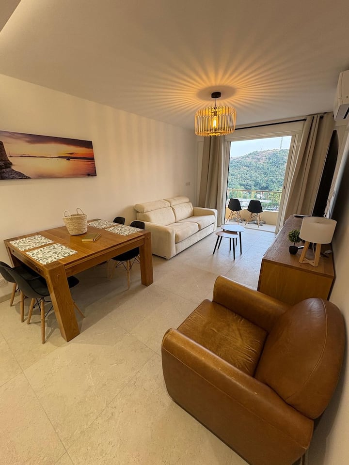 3p Lumineux, Vue Mer Et Village - Cagnes-sur-Mer