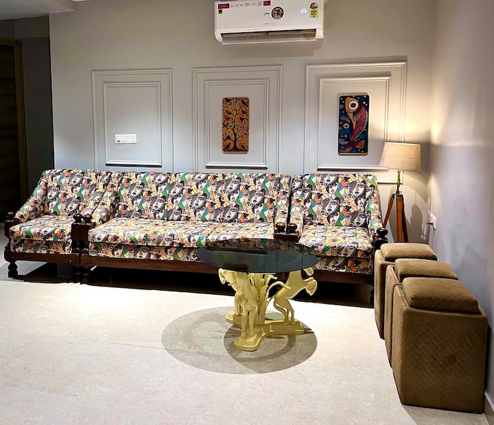 Aks Homestay - 아그라