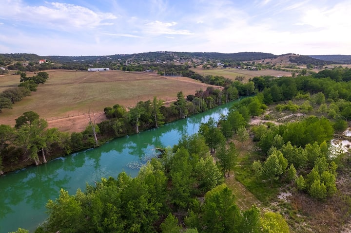 Guadalupe Riverfront Retreat | Sleeps 10 Kerrville - Kerrville, TX