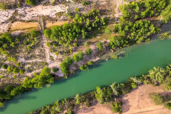 Guadalupe Riverfront Retreat | Sleeps 10 Kerrville - Kerrville, TX