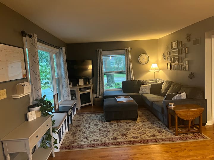 Cozy Cape Cod In Tosa - Brookfield