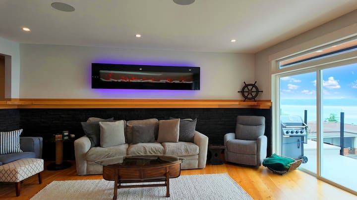 The Lighthouse View Deluxe - Campbell River