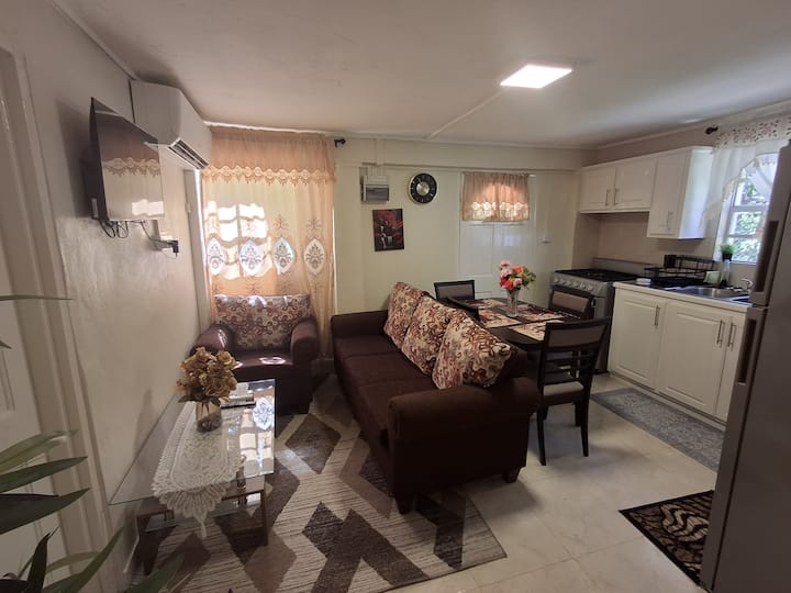 Hazel Inn Guest House - Saint Lucia