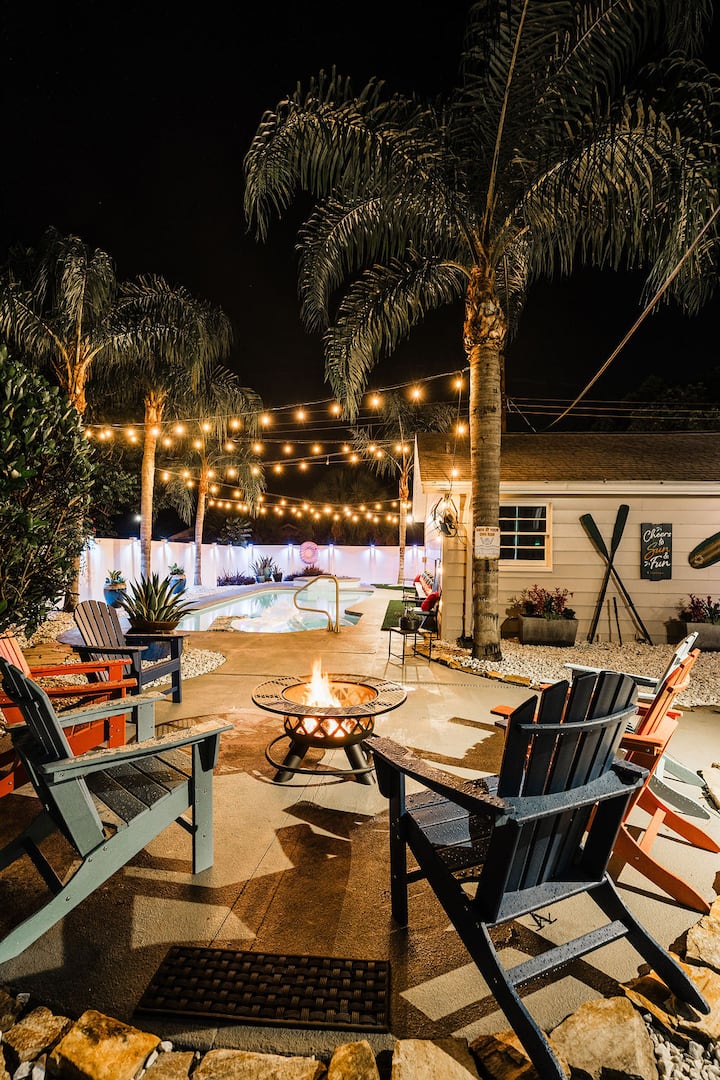 Sanford Story House- Pool, Mini Golf, Arcade! - Sanford, FL