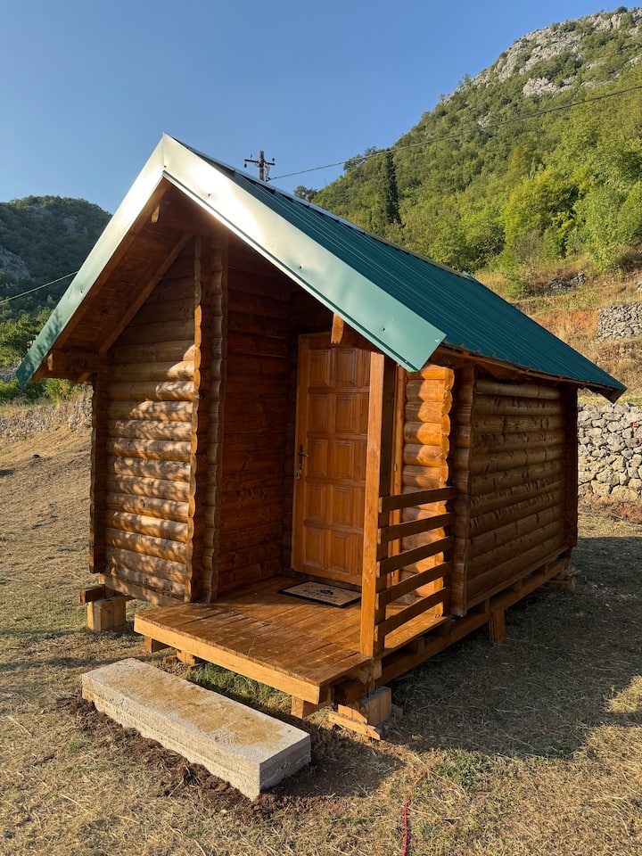 Orahovstica Trail - Glamping - Montenegro
