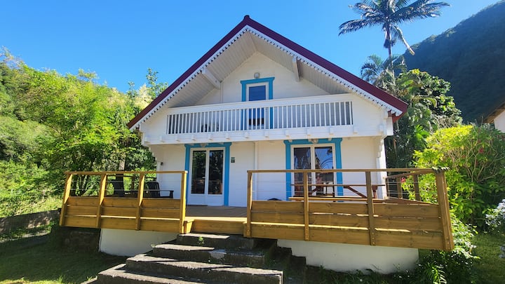 Le Chalet Du Voyageur, Au Pied Du Dimitile - La Réunion