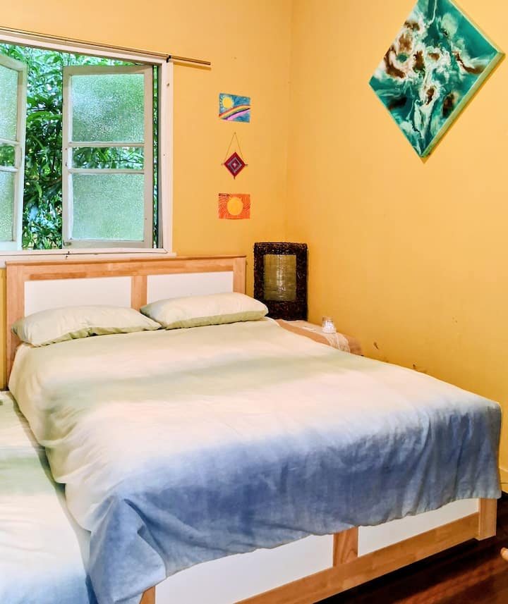 Peaceful Beach Shack - Maroochydore