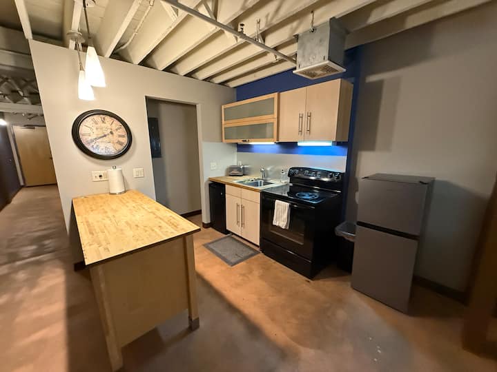 Value Downtown Loft - Billings, MT
