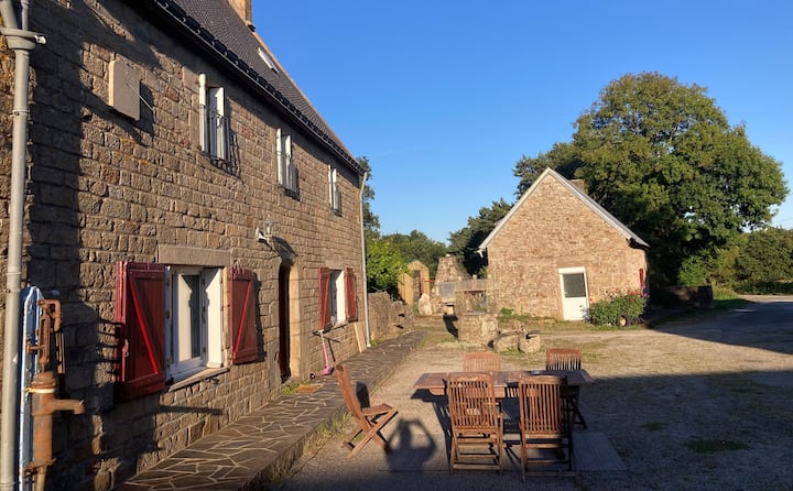 Corps De Ferme De 1821 Rénové - Belz