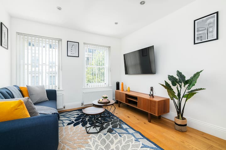Stylish Shoreditch Apartment Sleeps Family Of 4 - Liverpool Street Station London