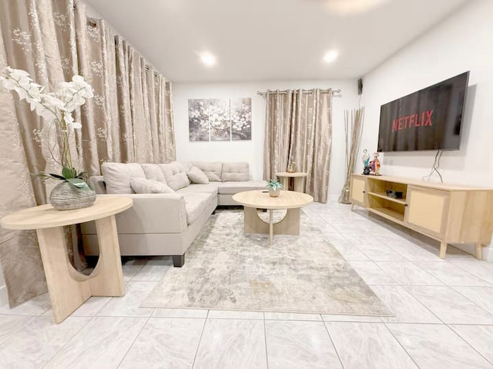 Modern 2br Home| Disneyland, Beaches – Sleeps 7 - 가든그로브