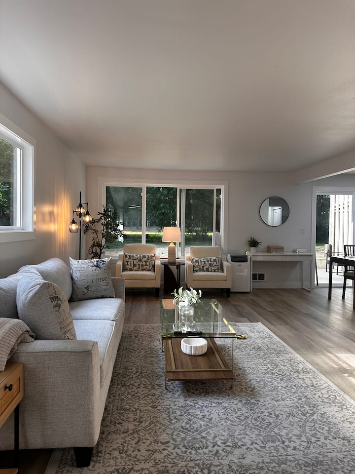 Temporary Home In Bellevue, Wa [3ba/2.5ba] - Bellevue, WA