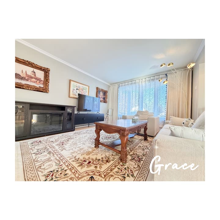 Free Parking Garden House · French Nature-inspired - Longueuil