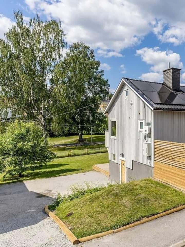 Modern City House W/ Garden - Smedjebacken