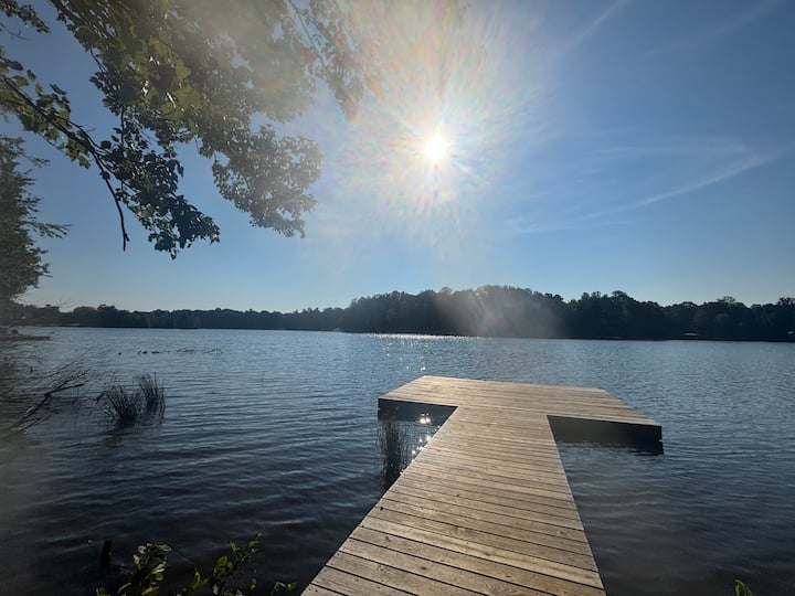 Lake Retreat In Hillsborough - Hillsborough, NC