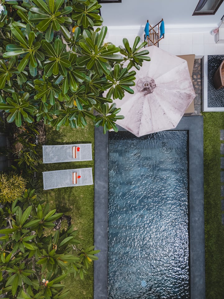 Villa Tropical 2br Pool Garden Heart Of Seminyak - Australia