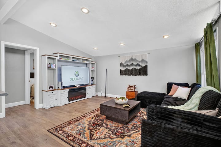 Ocean Breeze-office-game Retreat - Sunnyvale