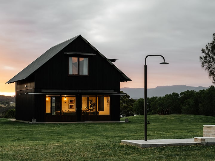 Somnium At Bingie - The Barn. Lake & Ocean Views - Tuross Head